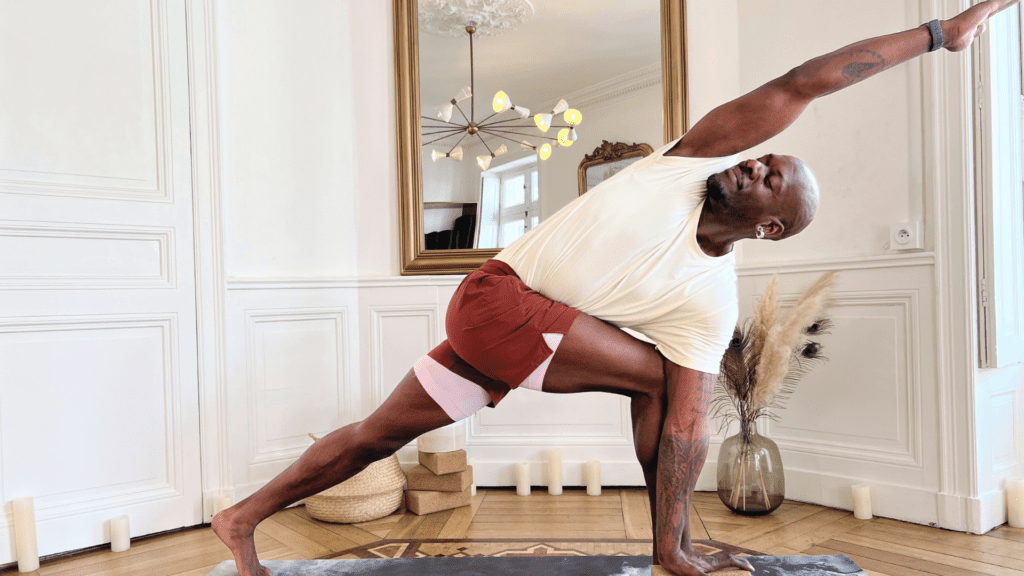 Cours de Yoga & Pilates en ligne - Flow : Animer le haut du corps